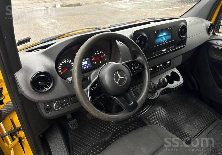 Dzeltens Mercedes-Benz Sprinter 2018 Tallina, ar dzinēja tilpumu 2.10 L un nobraukumu 196 tūkst. km par 12490 €, foto 21 vietnē AUTOMOTO.COM.LV