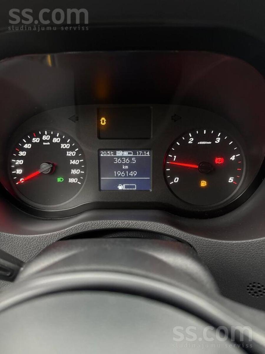 Dzeltens Mercedes-Benz Sprinter 2018 Tallina, ar dzinēja tilpumu 2.10 L un nobraukumu 196 tūkst. km par 12490 €, foto 24 vietnē AUTOMOTO.COM.LV