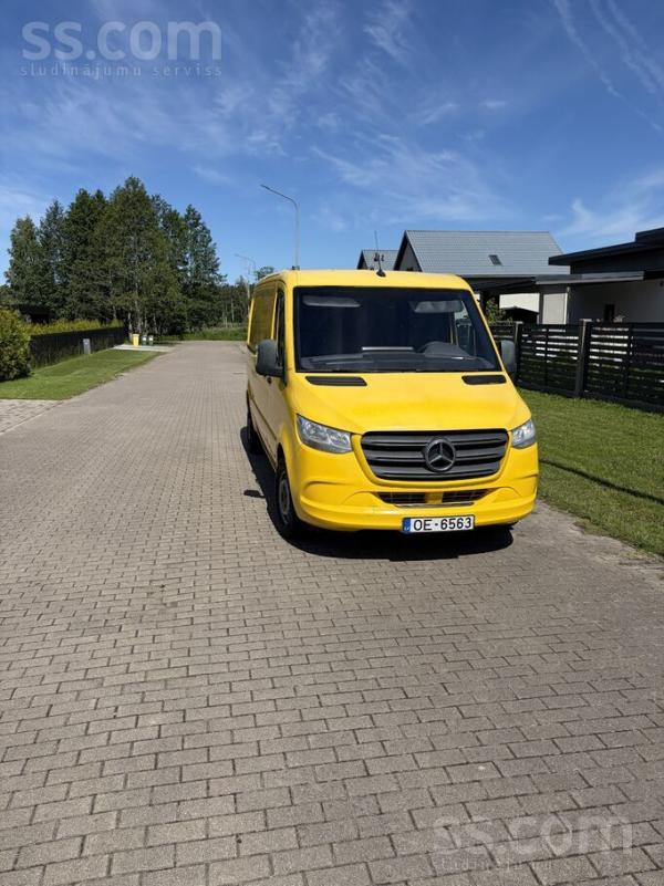 Yellow Mercedes-Benz Sprinter 2019 in Jurmala, with an engine capacity of 2.20 L and mileage of 361 thousand km for 16700 €, photo 2 on AUTOMOTO.COM.LV