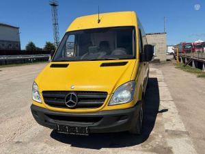 Yellow Mercedes-Benz Sprinter 2011 in Riga, with an engine capacity of 0.00 L and mileage of 239 thousand km for 7500 €, photo 4 on AUTOMOTO.COM.LV