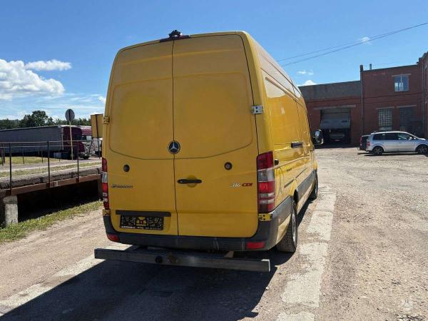 Yellow Mercedes-Benz Sprinter 2011 in Riga, with an engine capacity of 0.00 L and mileage of 239 thousand km for 7500 €, photo 9 on AUTOMOTO.COM.LV