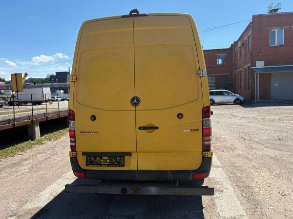 Yellow Mercedes-Benz Sprinter 2011 in Riga, with an engine capacity of 0.00 L and mileage of 239 thousand km for 7500 €, photo 10 on AUTOMOTO.COM.LV