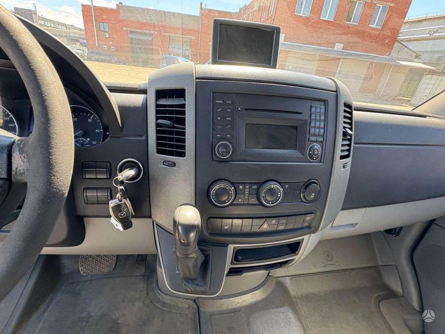 Yellow Mercedes-Benz Sprinter 2011 in Riga, with an engine capacity of 0.00 L and mileage of 239 thousand km for 7500 €, photo 22 on AUTOMOTO.COM.LV
