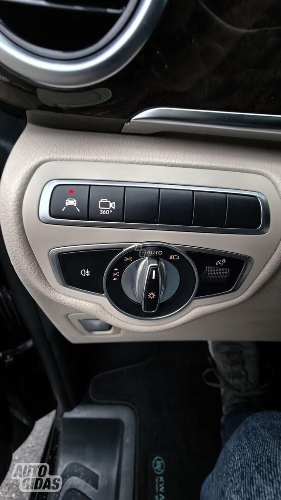Black Mercedes-Benz V 220 2019 in Vilnius, with an engine capacity of 2.10 L and mileage of 285 thousand km for 45000 €, photo 15 on AUTOMOTO.COM.LV