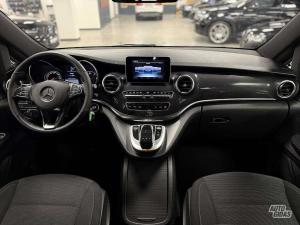 White Mercedes-Benz V 220 2017 in Klaipeda, with an engine capacity of 2.10 L and mileage of 342 thousand km for 24950 €, photo 3 on AUTOMOTO.COM.LV