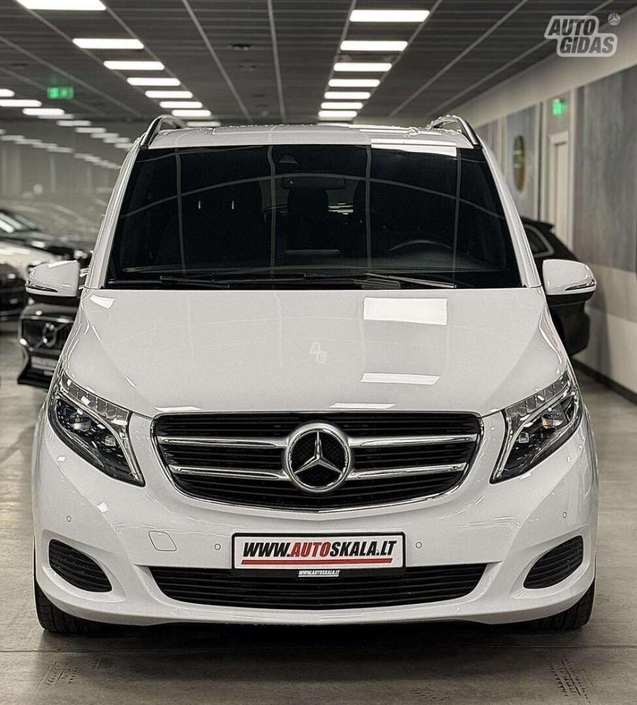 White Mercedes-Benz V 220 2017 in Klaipeda, with an engine capacity of 2.10 L and mileage of 342 thousand km for 24950 €, photo 17 on AUTOMOTO.COM.LV