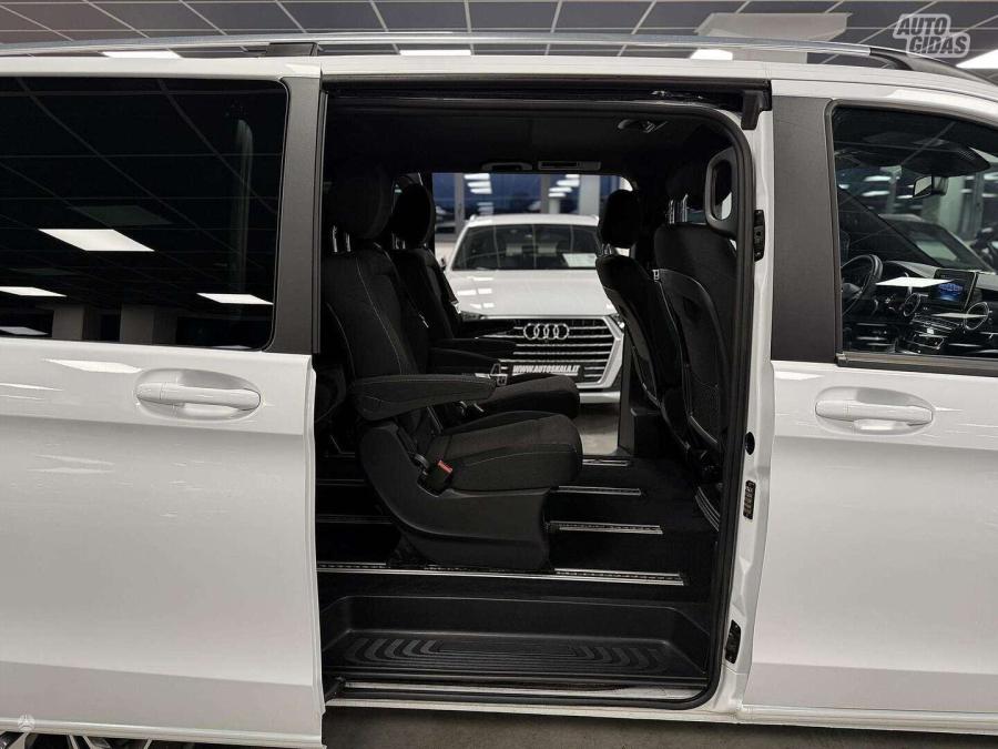 White Mercedes-Benz V 220 2017 in Klaipeda, with an engine capacity of 2.10 L and mileage of 342 thousand km for 24950 €, photo 21 on AUTOMOTO.COM.LV