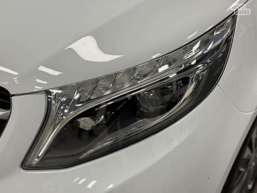 White Mercedes-Benz V 220 2017 in Klaipeda, with an engine capacity of 2.10 L and mileage of 342 thousand km for 24950 €, photo 34 on AUTOMOTO.COM.LV