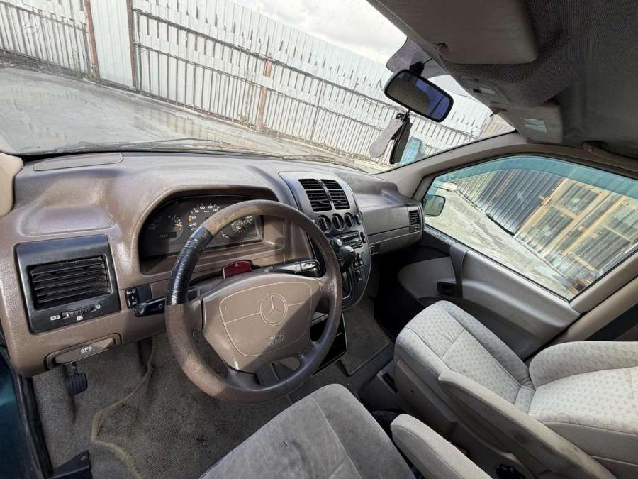 Zils Mercedes-Benz v-230 1996 Šauļi, ar dzinēja tilpumu 2.20 L un nobraukumu 334 tūkst. km par 1000 €, foto 13 vietnē AUTOMOTO.COM.LV