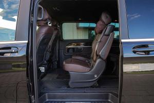 Melns Mercedes-Benz V 250 2015 Marijampole, ar dzinēja tilpumu 2.14 L un nobraukumu 273 tūkst. km par 33950 €, foto 56 vietnē AUTOMOTO.COM.LV