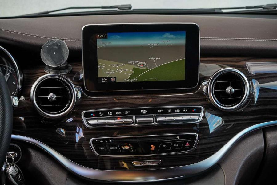 Melns Mercedes-Benz V 250 2015 Marijampole, ar dzinēja tilpumu 2.14 L un nobraukumu 273 tūkst. km par 33950 €, foto 29 vietnē AUTOMOTO.COM.LV