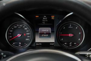 Melns Mercedes-Benz V 250 2015 Marijampole, ar dzinēja tilpumu 2.14 L un nobraukumu 273 tūkst. km par 33950 €, foto 41 vietnē AUTOMOTO.COM.LV