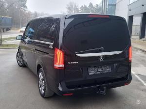 Melns Mercedes-Benz V 250 2016 Viļņa, ar dzinēja tilpumu 2.20 L un nobraukumu 354 tūkst. km par 23790 €, foto 3 vietnē AUTOMOTO.COM.LV