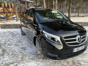 Black Mercedes-Benz V 250 2016 in Kaunas, with an engine capacity of 2.20 L and mileage of 322 thousand km for 25300 €, photo 13 on AUTOMOTO.COM.LV