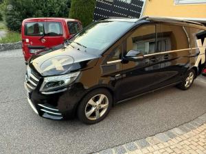 Melns Mercedes-Benz V 250 2016 Viļņa, ar dzinēja tilpumu 2.14 L un nobraukumu 250 tūkst. km par 23500 €, foto 3 vietnē AUTOMOTO.COM.LV
