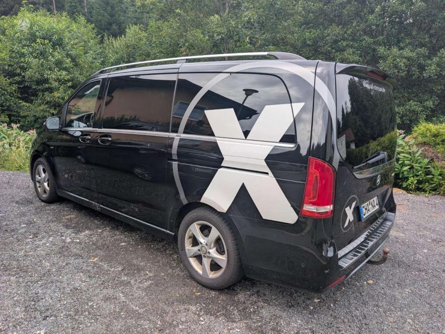 Melns Mercedes-Benz V 250 2016 Viļņa, ar dzinēja tilpumu 2.14 L un nobraukumu 250 tūkst. km par 23500 €, foto 5 vietnē AUTOMOTO.COM.LV
