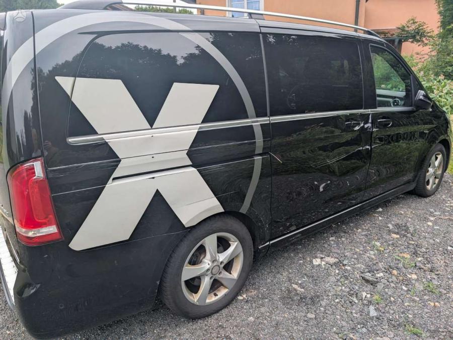 Melns Mercedes-Benz V 250 2016 Viļņa, ar dzinēja tilpumu 2.14 L un nobraukumu 250 tūkst. km par 23500 €, foto 6 vietnē AUTOMOTO.COM.LV