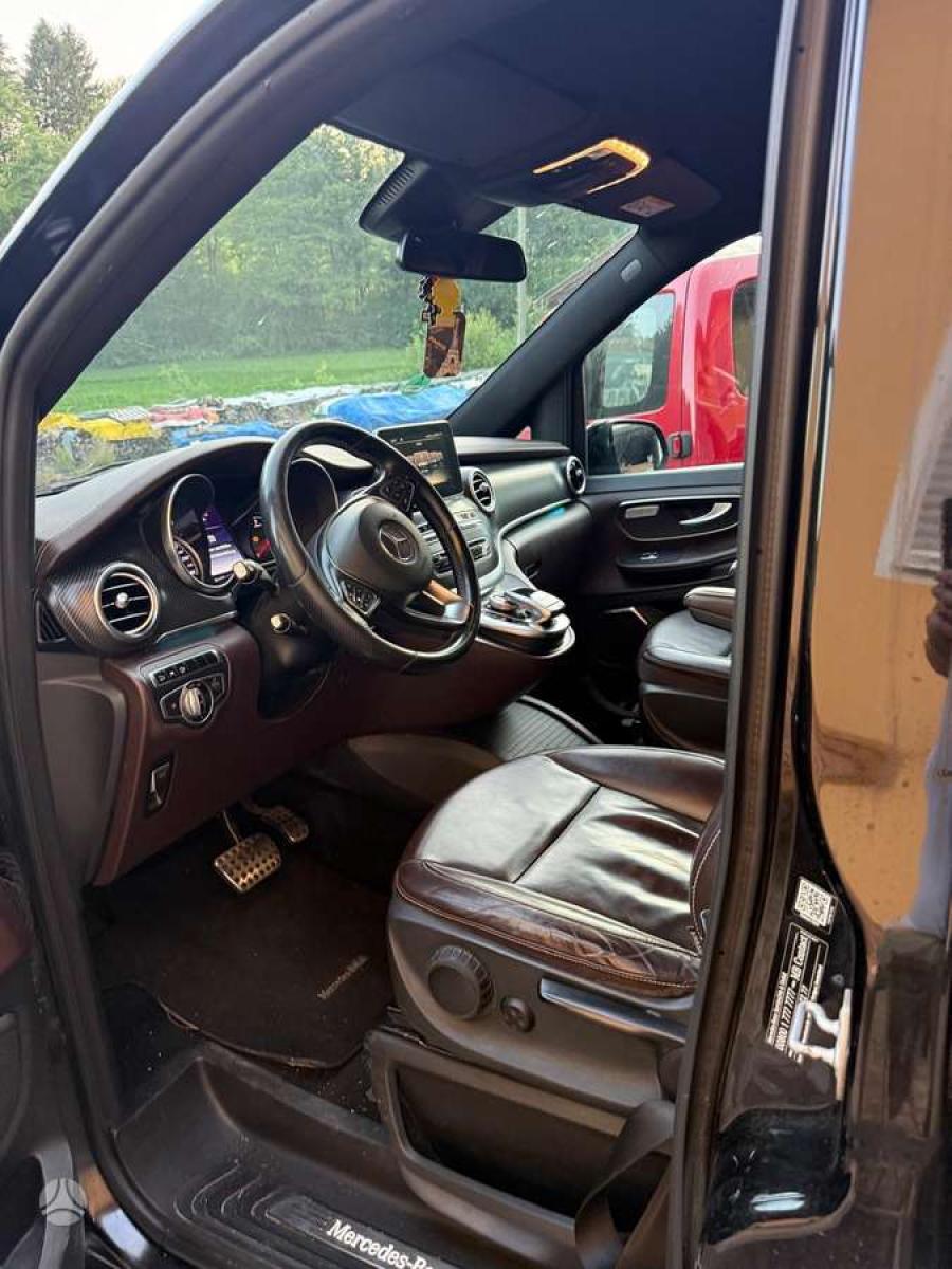 Melns Mercedes-Benz V 250 2016 Viļņa, ar dzinēja tilpumu 2.14 L un nobraukumu 250 tūkst. km par 23500 €, foto 7 vietnē AUTOMOTO.COM.LV