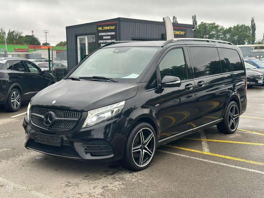 Black Mercedes-Benz V 250 2016 in Klaipeda, with an engine capacity of 2.00 L and mileage of 260 thousand km for 37000 €, photo 1 on AUTOMOTO.COM.LV