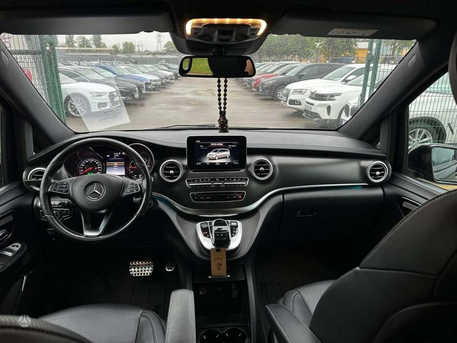 Black Mercedes-Benz V 250 2016 in Klaipeda, with an engine capacity of 2.00 L and mileage of 260 thousand km for 37000 €, photo 16 on AUTOMOTO.COM.LV