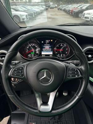 Black Mercedes-Benz V 250 2016 in Klaipeda, with an engine capacity of 2.00 L and mileage of 260 thousand km for 37000 €, photo 17 on AUTOMOTO.COM.LV