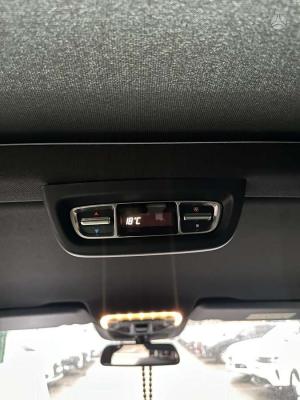 Black Mercedes-Benz V 250 2016 in Klaipeda, with an engine capacity of 2.00 L and mileage of 260 thousand km for 37000 €, photo 26 on AUTOMOTO.COM.LV