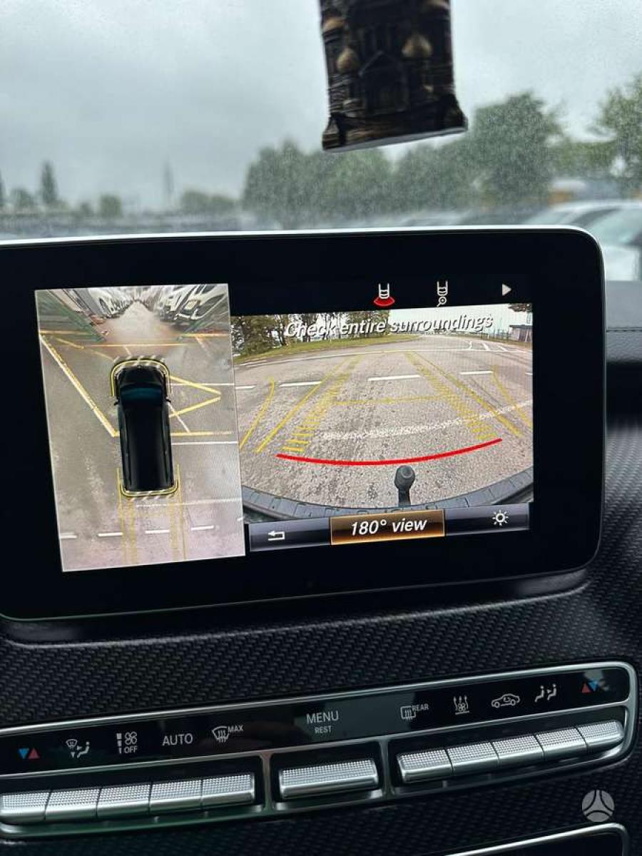 Black Mercedes-Benz V 250 2016 in Klaipeda, with an engine capacity of 2.00 L and mileage of 260 thousand km for 37000 €, photo 30 on AUTOMOTO.COM.LV