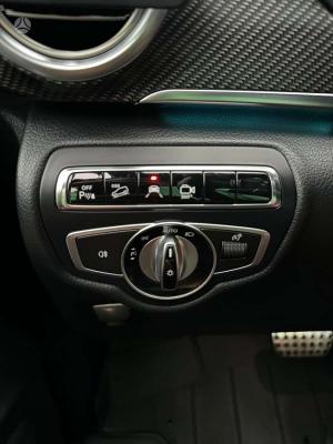 Black Mercedes-Benz V 250 2016 in Klaipeda, with an engine capacity of 2.00 L and mileage of 260 thousand km for 37000 €, photo 31 on AUTOMOTO.COM.LV