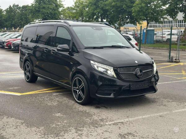 Black Mercedes-Benz V 250 2016 in Klaipeda, with an engine capacity of 2.20 L and mileage of 260 thousand km for 37000 €, photo 2 on AUTOMOTO.COM.LV