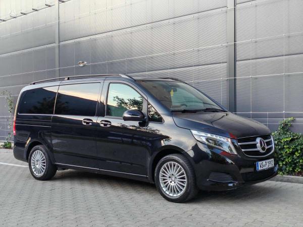 Black Mercedes-Benz V 250 2016 in Klaipeda, with an engine capacity of 2.15 L and mileage of 280 thousand km for 26900 €, photo 5 on AUTOMOTO.COM.LV