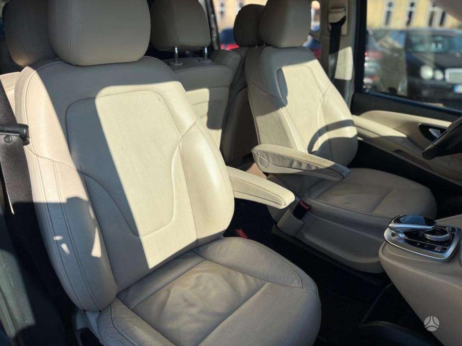 Melns Mercedes-Benz V 250 2017 Šauļi, ar dzinēja tilpumu 2.14 L un nobraukumu 400 tūkst. km par 19200 €, foto 11 vietnē AUTOMOTO.COM.LV