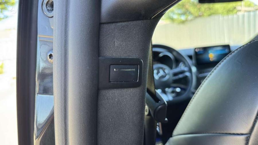 Melns Mercedes-Benz V 250 2017 Telšiai, ar dzinēja tilpumu 2.14 L un nobraukumu 167 tūkst. km par 41900 €, foto 37 vietnē AUTOMOTO.COM.LV