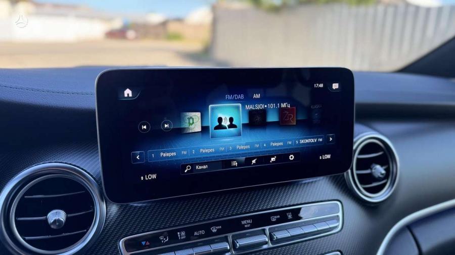 Melns Mercedes-Benz V 250 2017 Telšiai, ar dzinēja tilpumu 2.14 L un nobraukumu 167 tūkst. km par 41900 €, foto 43 vietnē AUTOMOTO.COM.LV