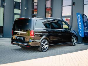 Melns Mercedes-Benz V 250 2017 Kauņa, ar dzinēja tilpumu 2.14 L un nobraukumu 183 tūkst. km par 37950 €, foto 24 vietnē AUTOMOTO.COM.LV