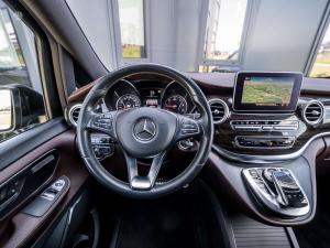 Melns Mercedes-Benz V 250 2017 Kauņa, ar dzinēja tilpumu 2.14 L un nobraukumu 183 tūkst. km par 37950 €, foto 32 vietnē AUTOMOTO.COM.LV