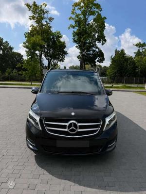 Black Mercedes-Benz V 250 2017 in Kaunas, with an engine capacity of 2.10 L and mileage of 275 thousand km for 26999 €, photo 5 on AUTOMOTO.COM.LV