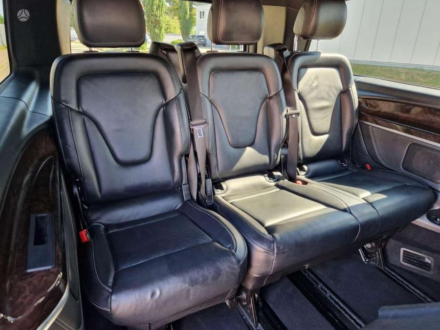 Black Mercedes-Benz V 250 2017 in Kaunas, with an engine capacity of 2.10 L and mileage of 275 thousand km for 26999 €, photo 21 on AUTOMOTO.COM.LV