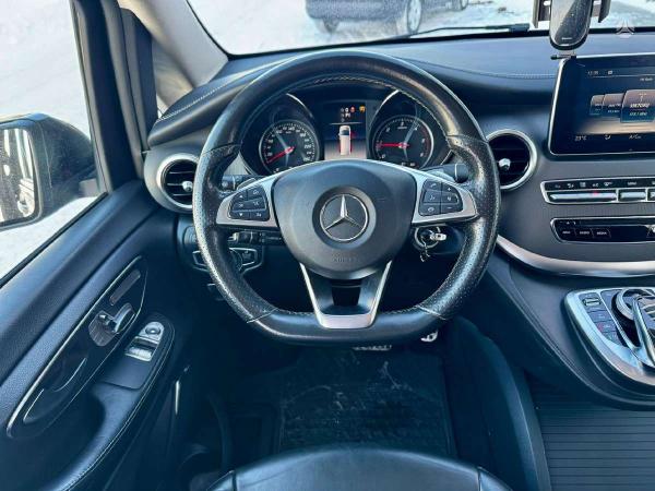 Black Mercedes-Benz V 250 2018 in Vilnius, with an engine capacity of 2.14 L and mileage of 198 thousand km for 32500 €, photo 10 on AUTOMOTO.COM.LV