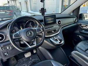 Black Mercedes-Benz V 250 2018 in Vilnius, with an engine capacity of 2.14 L and mileage of 198 thousand km for 32500 €, photo 14 on AUTOMOTO.COM.LV