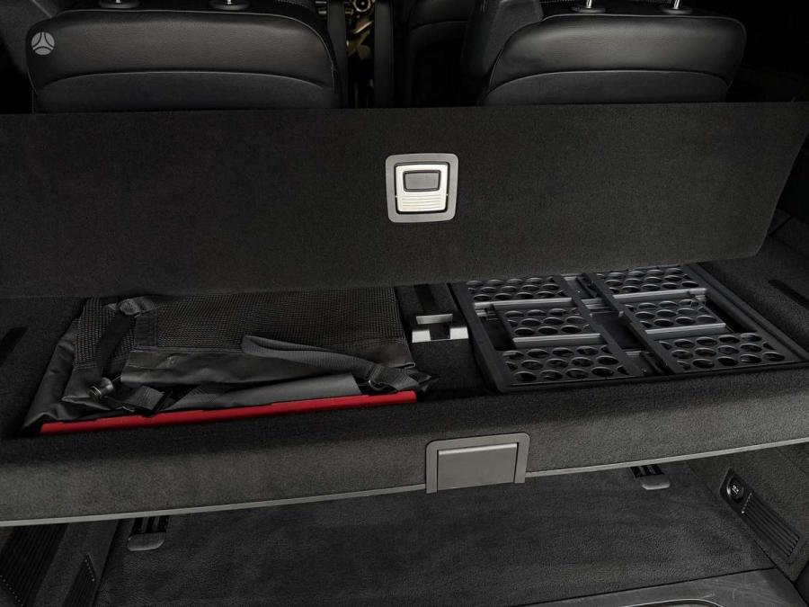 Black Mercedes-Benz V 250 2018 in Kaunas, with an engine capacity of 2.14 L and mileage of 256 thousand km for 29990 €, photo 13 on AUTOMOTO.COM.LV