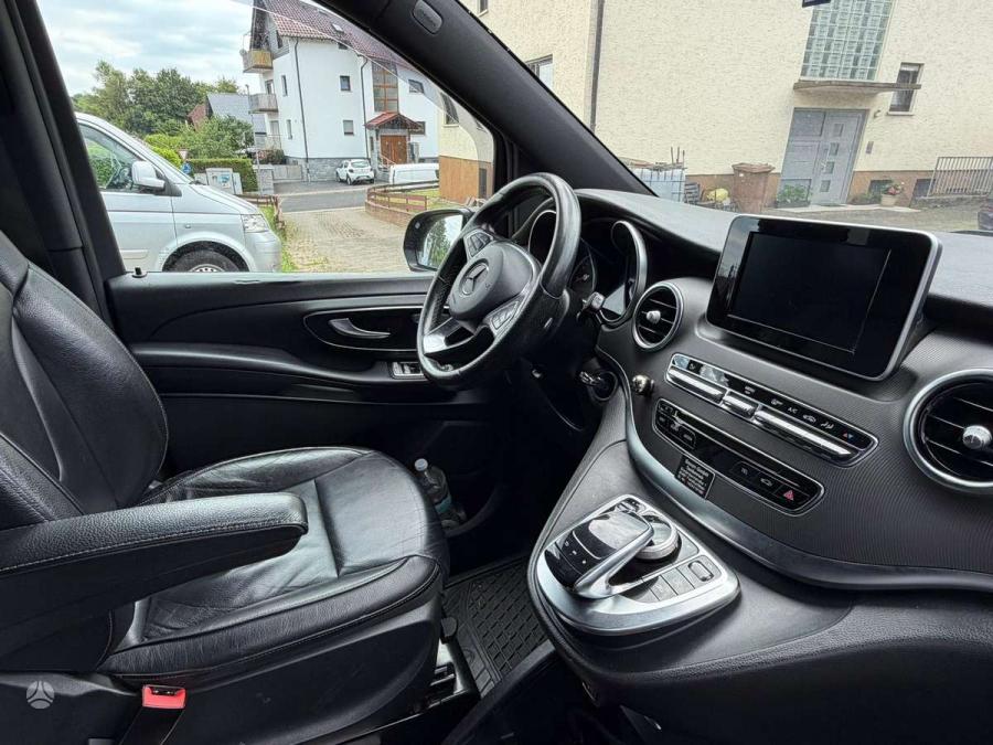 Melns Mercedes-Benz V 250 2019 Viļņa, ar dzinēja tilpumu 2.20 L un nobraukumu 450 tūkst. km par 19790 €, foto 7 vietnē AUTOMOTO.COM.LV