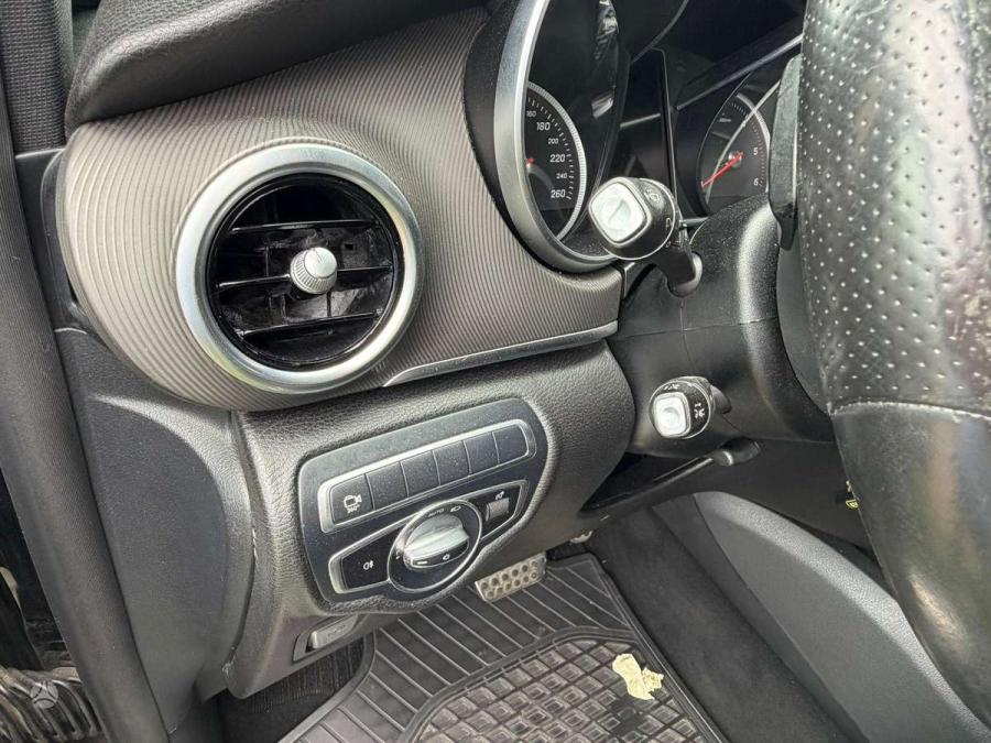 Melns Mercedes-Benz V 250 2019 Viļņa, ar dzinēja tilpumu 2.20 L un nobraukumu 450 tūkst. km par 19790 €, foto 11 vietnē AUTOMOTO.COM.LV