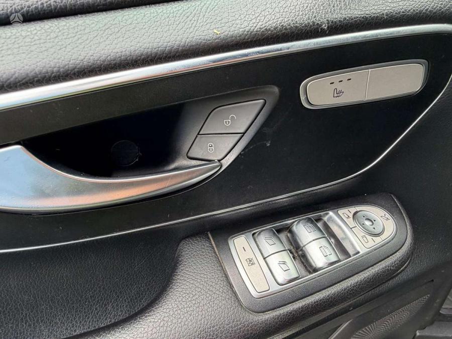 Melns Mercedes-Benz V 250 2019 Viļņa, ar dzinēja tilpumu 2.20 L un nobraukumu 450 tūkst. km par 19790 €, foto 14 vietnē AUTOMOTO.COM.LV