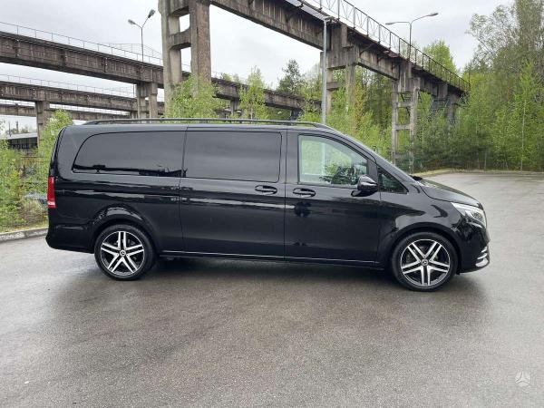 Black Mercedes-Benz V 250 2019 in Jurbarkas, with an engine capacity of 2.14 L and mileage of 110 thousand km for 31800 €, photo 3 on AUTOMOTO.COM.LV