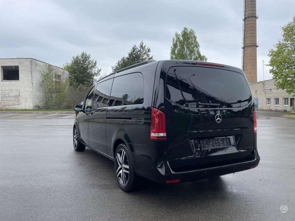 Black Mercedes-Benz V 250 2019 in Jurbarkas, with an engine capacity of 2.14 L and mileage of 110 thousand km for 31800 €, photo 7 on AUTOMOTO.COM.LV