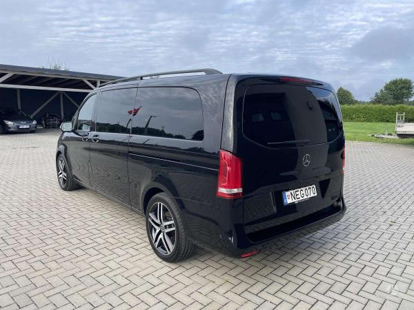Melns Mercedes-Benz V 250 2019 Jurbarkas, ar dzinēja tilpumu 2.14 L un nobraukumu 111 tūkst. km par 31800 €, foto 8 vietnē AUTOMOTO.COM.LV