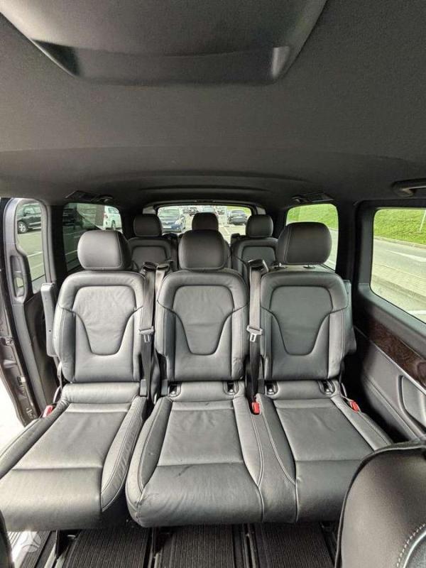 Black Mercedes-Benz V 250 2019 in Vilnius, with an engine capacity of 2.14 L and mileage of 255 thousand km for 31500 €, photo 7 on AUTOMOTO.COM.LV