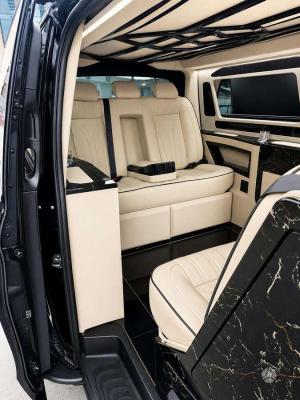 Black Mercedes-Benz V 250 2019 in Vilnius, with an engine capacity of 2.14 L and mileage of 290 thousand km for 30000 €, photo 9 on AUTOMOTO.COM.LV
