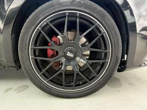 Black Mercedes-Benz V 250 2019 in Vilnius, with an engine capacity of 2.14 L and mileage of 290 thousand km for 30000 €, photo 12 on AUTOMOTO.COM.LV