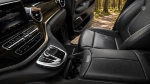 Black Mercedes-Benz V 250 2019 in Birzai, with an engine capacity of 2.14 L and mileage of 268 thousand km for 38500 €, photo 15 on AUTOMOTO.COM.LV